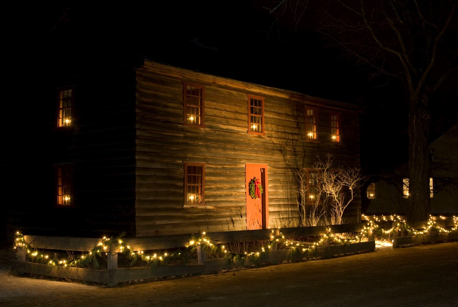 8 Amazing Activities to do in New England at Christmas Time
